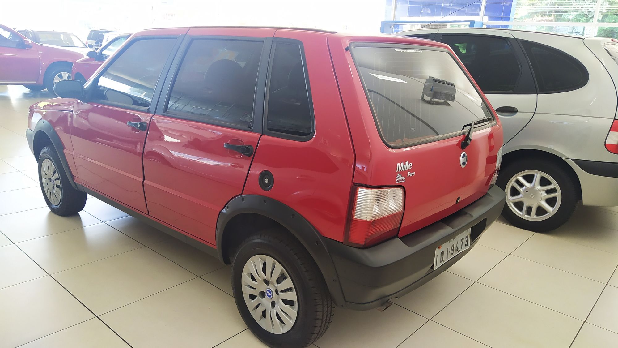 FIAT Uno Mille fire 1.0 4p - Gaspar Automóveis