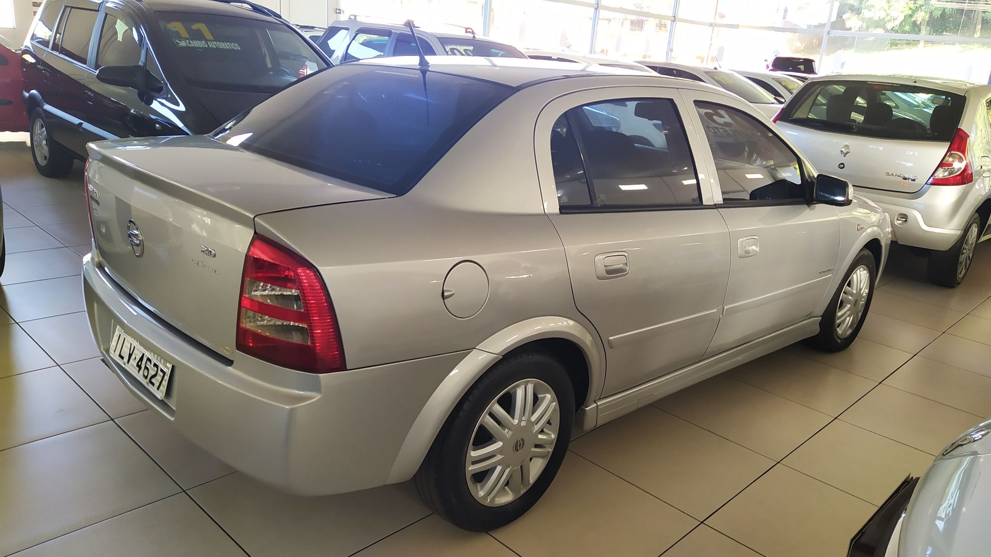 CHEVROLET Astra sedan elegance 2.0 AT - Gaspar Automóveis
